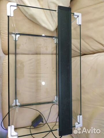 Аквариум со светильником